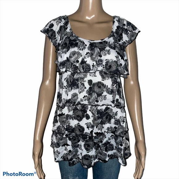 Roz & Ali | Tops | Roz Ali Tiered Ruffled Sleeveless Top | Poshmark